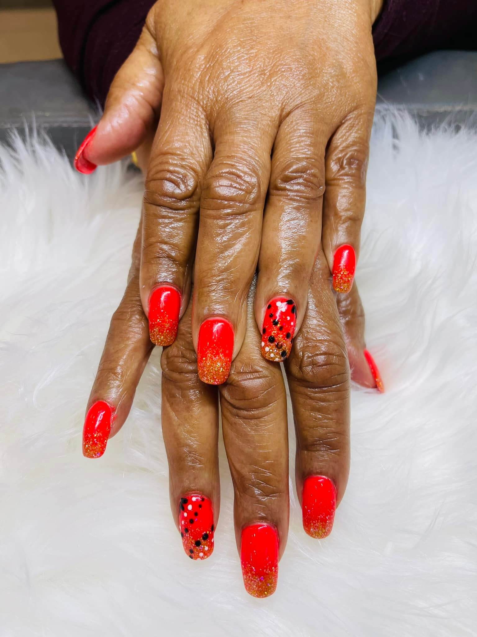 i Mani - Pedi - Professional Nail Care Services